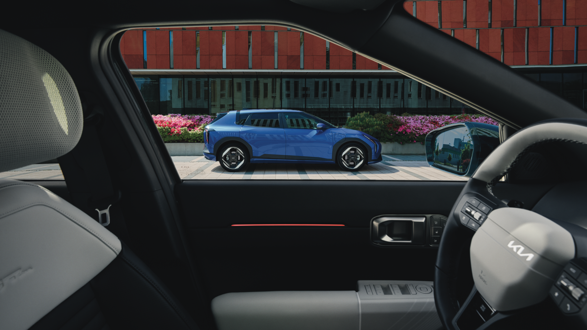 KIA AUTO AS / Modeļi | Jaunie modeļi ar 7 gadu garantiju / EV4