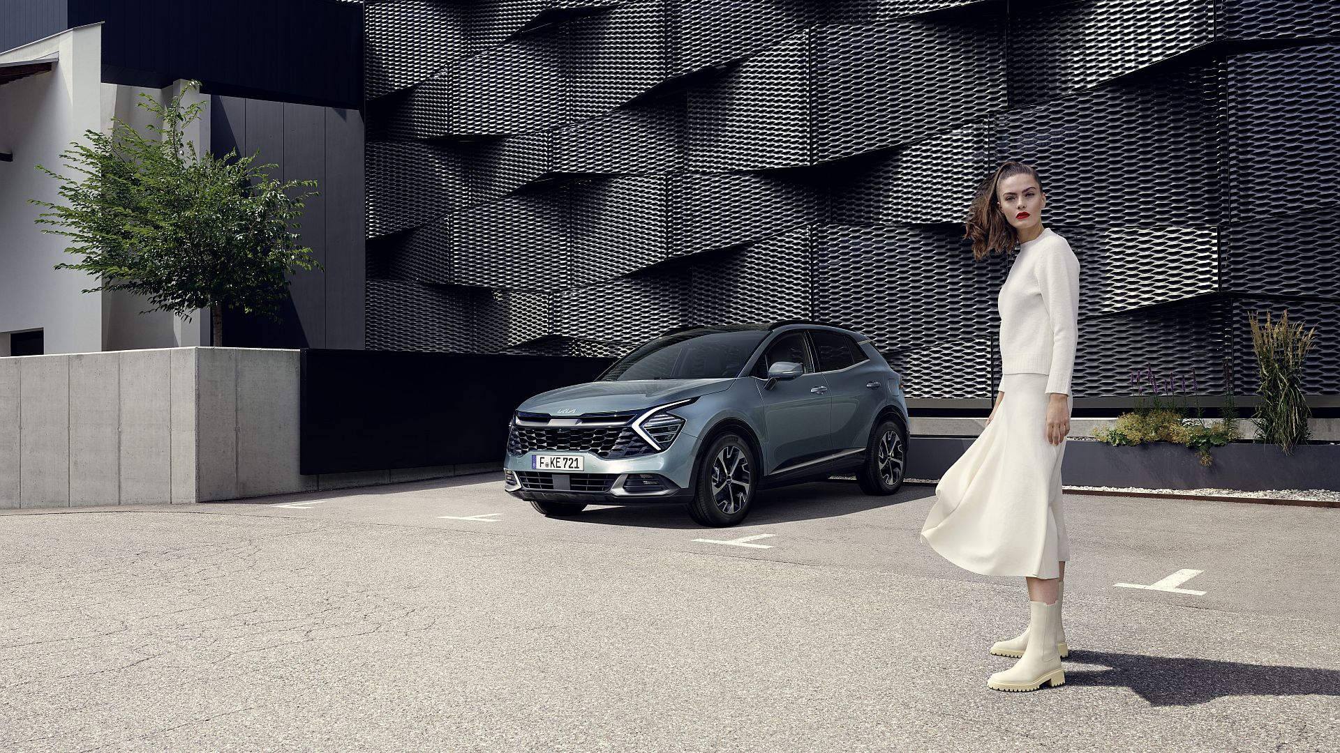 KIA AUTO AS / Modeliai | Nauji modeliai su 7 metų garantija / SPORTAGE HEV