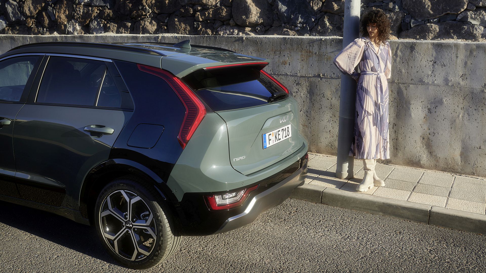 KIA AUTO AS / Modeļi | Jaunie modeļi ar 7 gadu garantiju / NIRO HEV