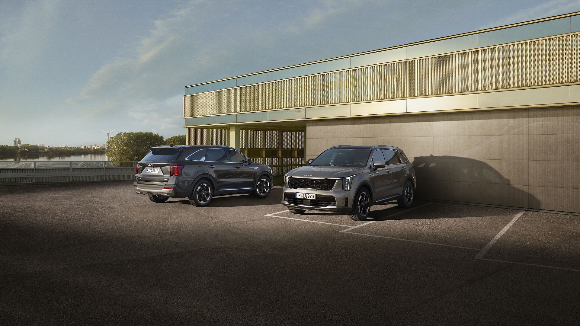 KIA AUTO AS / Modeļi | Jaunie modeļi ar 7 gadu garantiju / SORENTO HYBRID